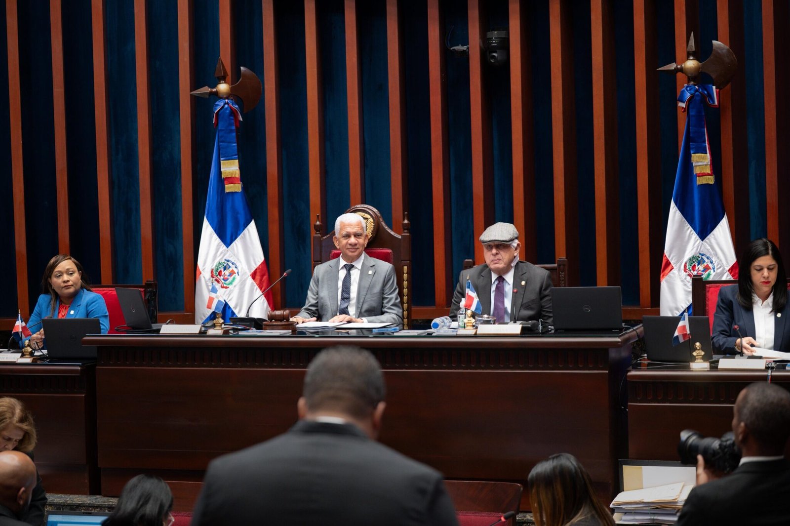 Senado aprueba en primera lectura ley orgánica que deroga varios ...